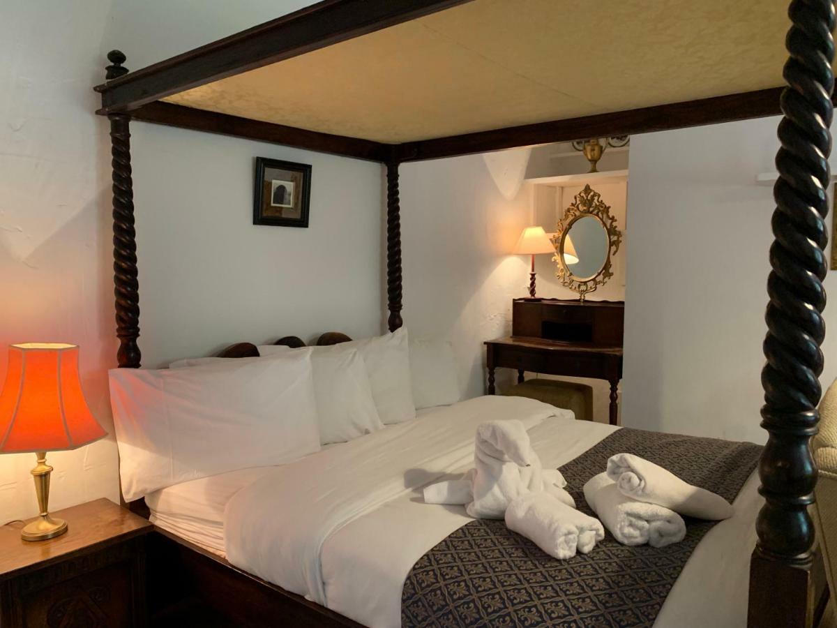 HOTEL RANGEWORTHY COURT, RANGEWORTHY